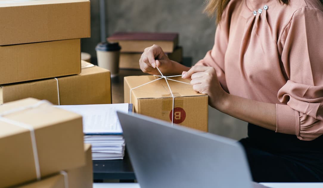 Package tracking: Tips, tools, and benefits | PayPal US